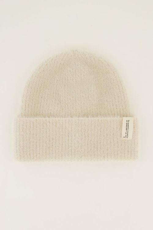 Beige hat fuzzy | My Jewellery