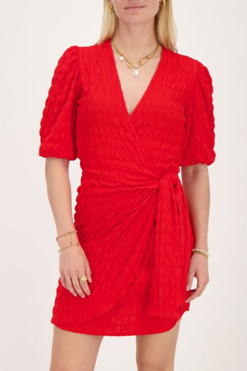 Rode jurk met overslag en structuur | My Jewellery